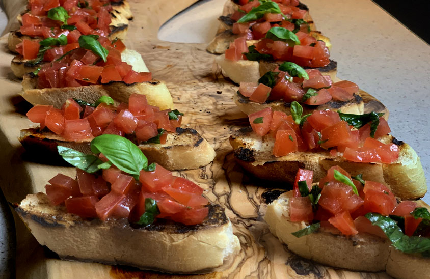 Bruschette classiche (Italian dish) - Kika's Boc.